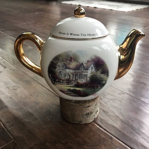 Thomas Kinkade | Accents | Thomas Kinkade Decorative Teapot | Poshmark